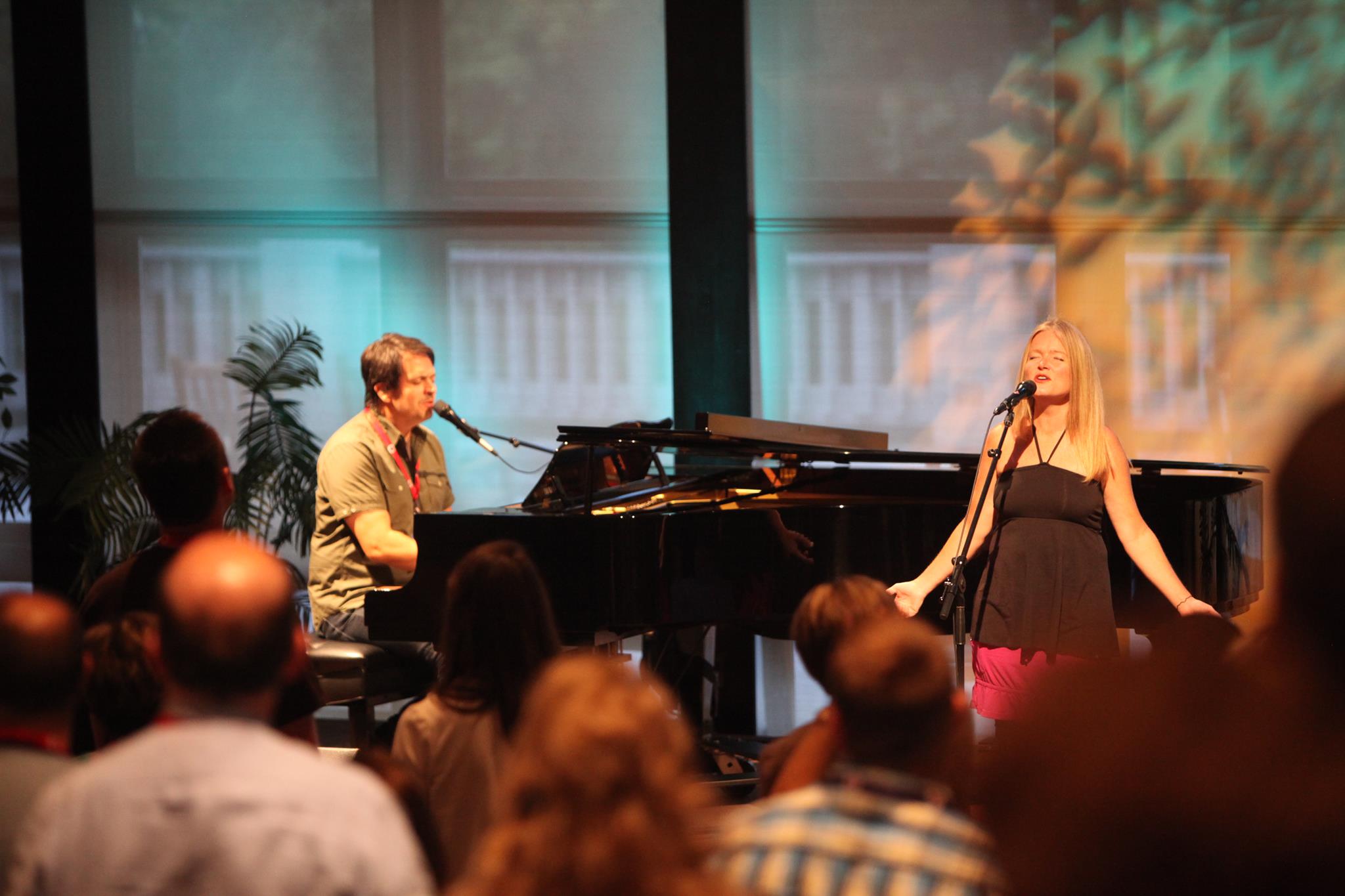 1262585_10151659368552513_2039692333_o – Russell & Kristi